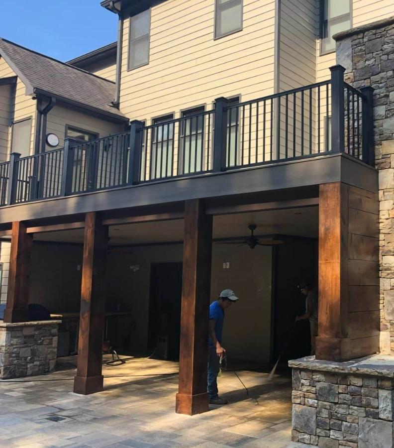 Deck Builder Atlanta, GA | Deck Contractor Milton
