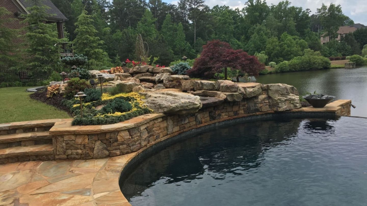 How to Design a Backyard: 10 Tips For a Stunning Outdoor Space