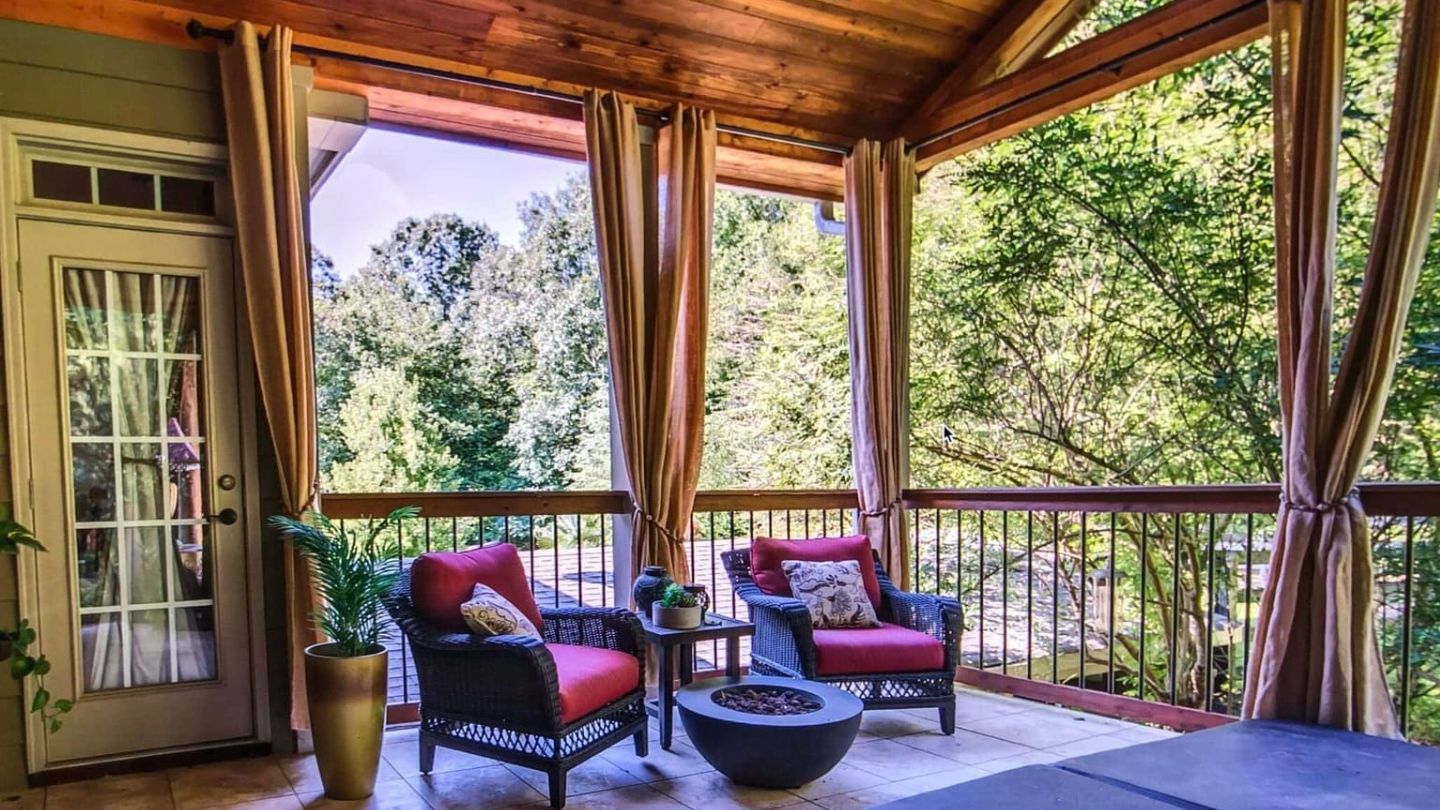 Top Decking Materials: Choosing the Best for Your Outdoor Space