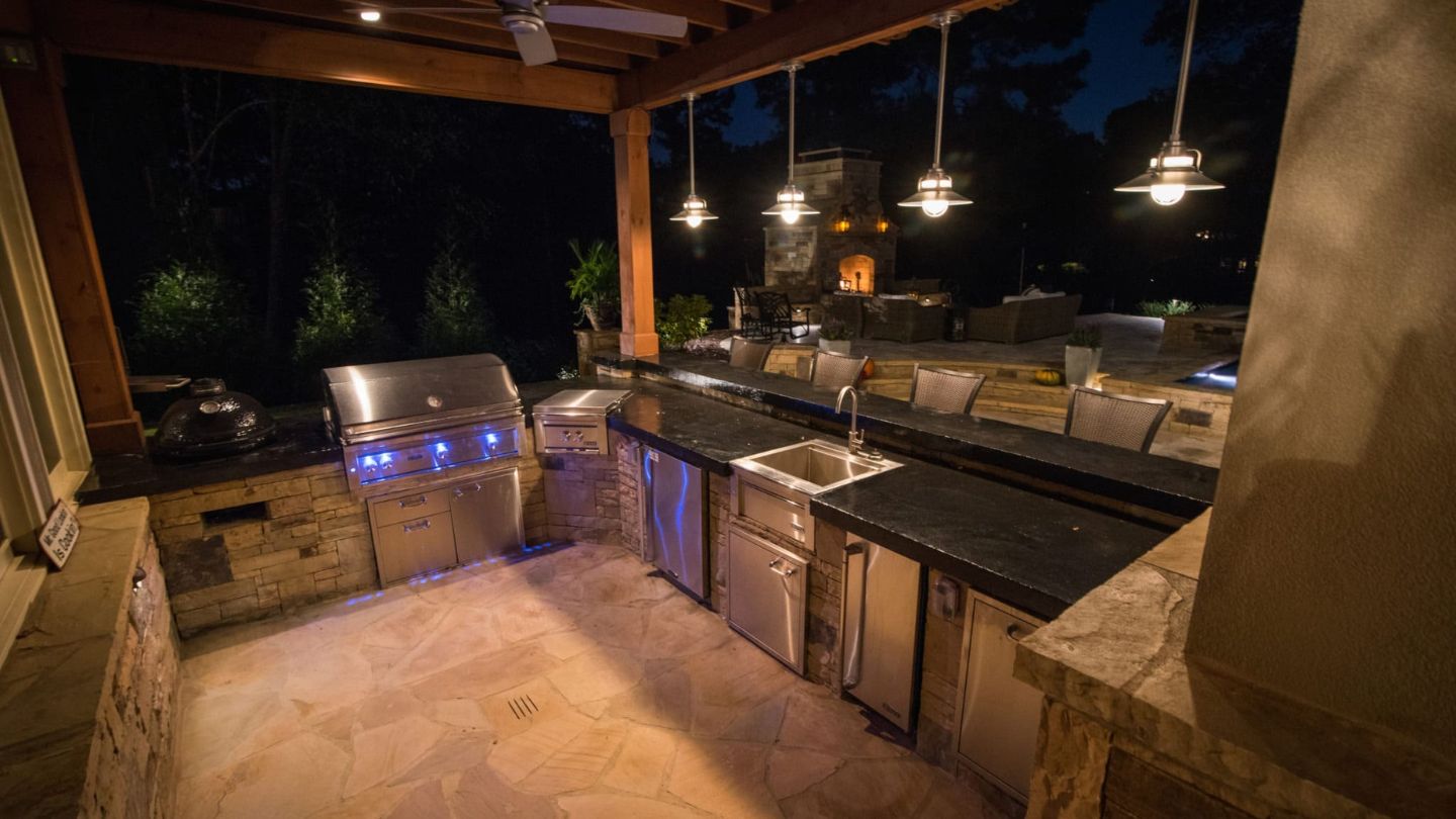How Long Does It Take to Install an Outdoor Kitchen? Full Timeline Guide